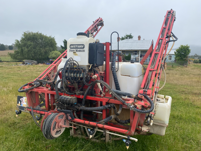 Lot 50 - Croplands 1200 ltr 3PL 18m Boom Spray Unit | AuctionsPlus