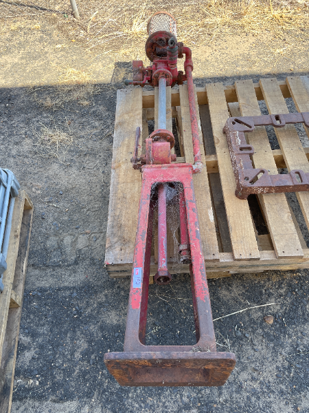 Lot 190 - Epex Fuel Pump | AuctionsPlus