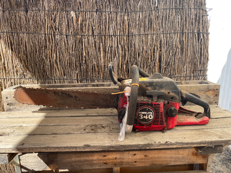 Lot 216 - Homelite 340 Chainsaw | AuctionsPlus