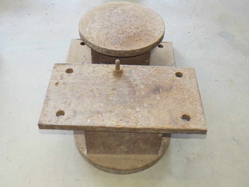 Lot 231 - 2x heavy duty steel blocks utilised as workshop anvils ...