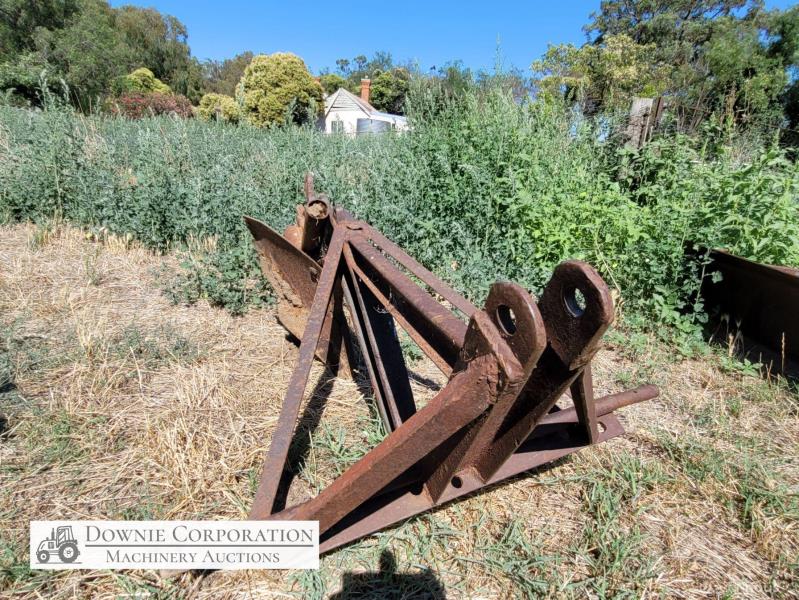 21 - 3pl Homemade Pipe Layer | AuctionsPlus