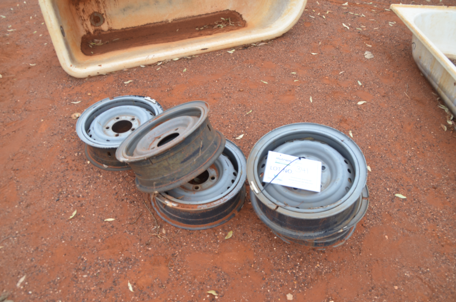 Lot 341 - Toyota Hilux Split Rims | AuctionsPlus
