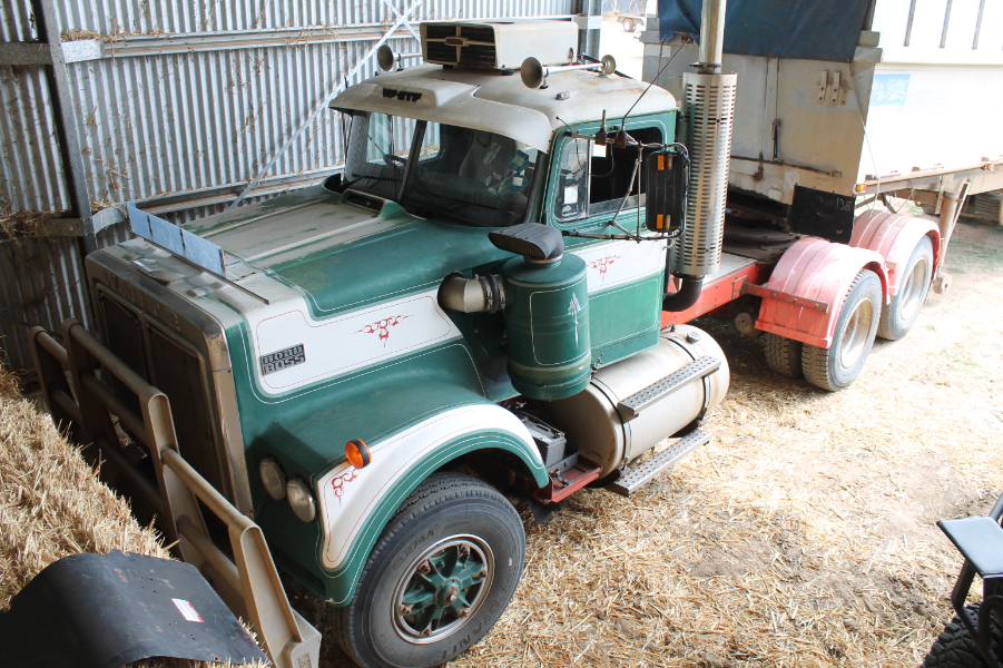 Lot 171.1 - 1982 White Road Boss Prime Mover | AuctionsPlus