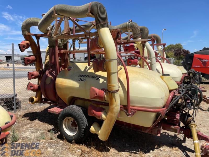 Lot 73 - 2007 Hardi 3300lt 2 Row Vineyard Sprayer | AuctionsPlus