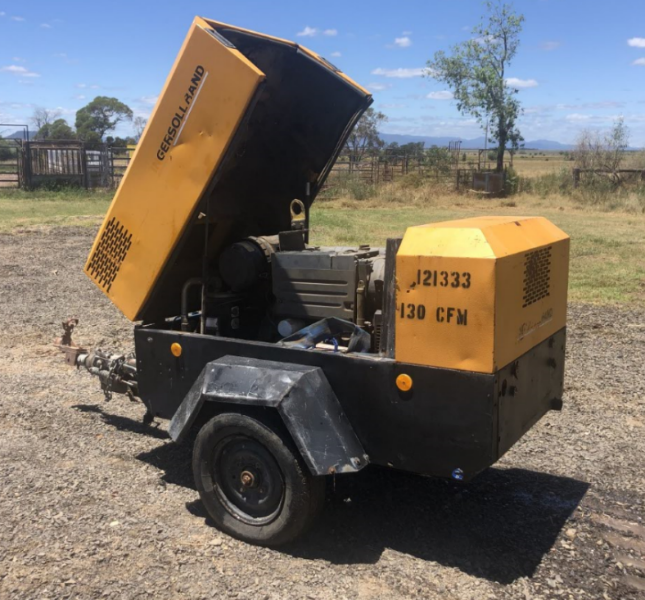 Lot 28 - 130 CFM Mobile Compressor | AuctionsPlus