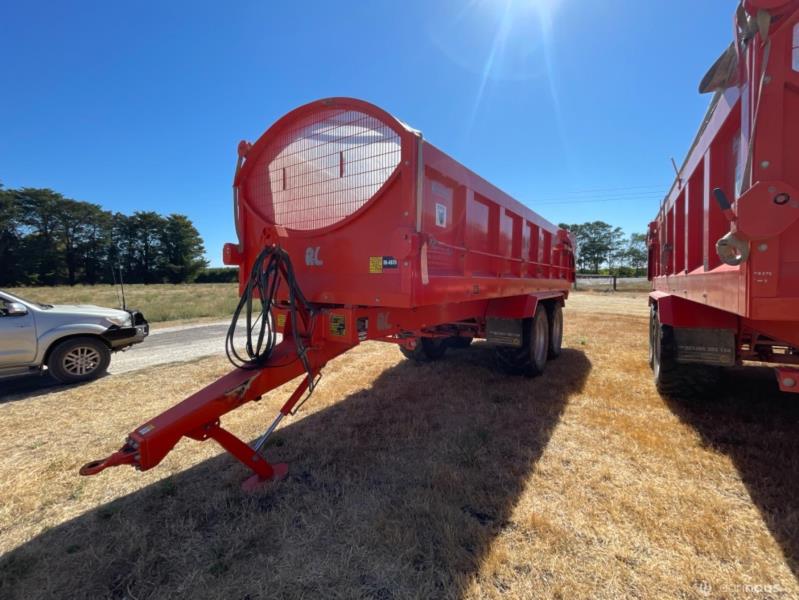 Lot 112 - Larrington Rootking Trailer | AuctionsPlus