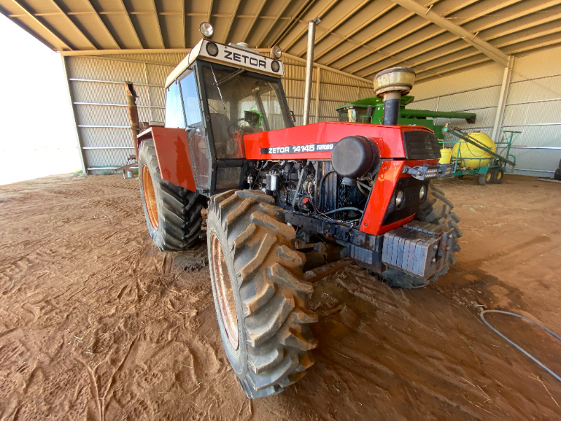 Lot 13 - 1990 Zetor 14145 Turbo Tractor | AuctionsPlus