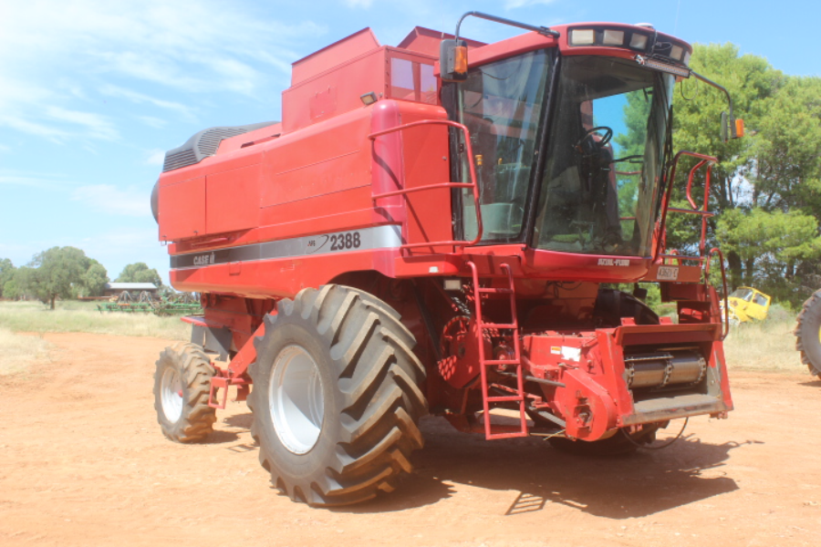 Lot 30 - Case IH 2388 AFS Header | AuctionsPlus