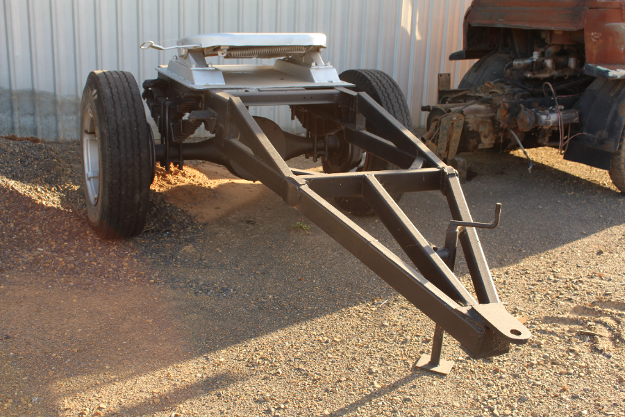 Lot 99 - Single Axle Farm Dolly | AuctionsPlus