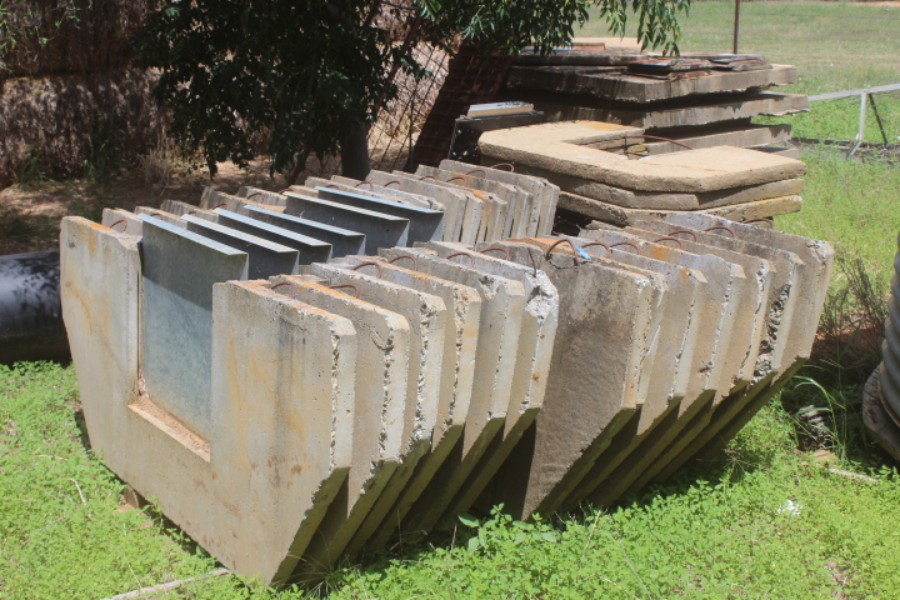 Lot 145 - Irrigation Stops | AuctionsPlus