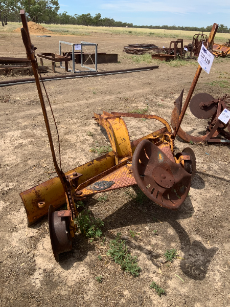 Lot 119 - Britstand Tow Behind Grader | AuctionsPlus