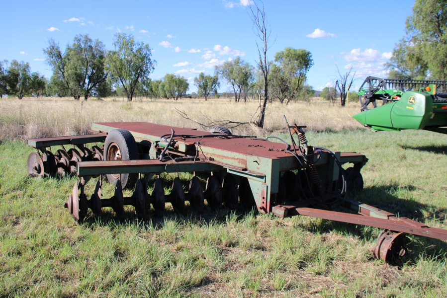 Lot 23 - John Shearer 700 14’ offset disc harrows | AuctionsPlus