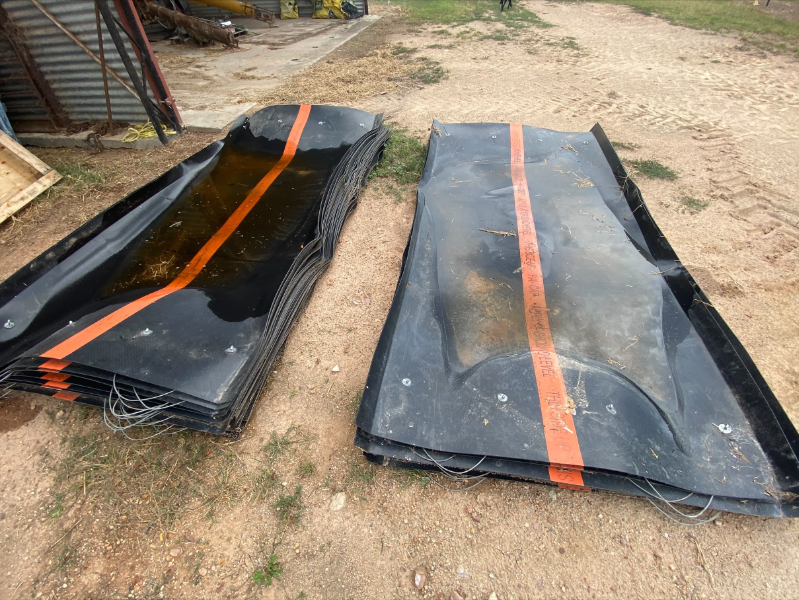 Lot 39 - Hay Cap Bale Covers | AuctionsPlus