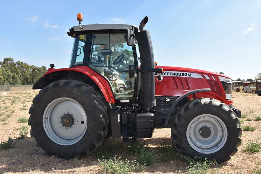1 - Massey Ferguson 7715 Tractor | AuctionsPlus