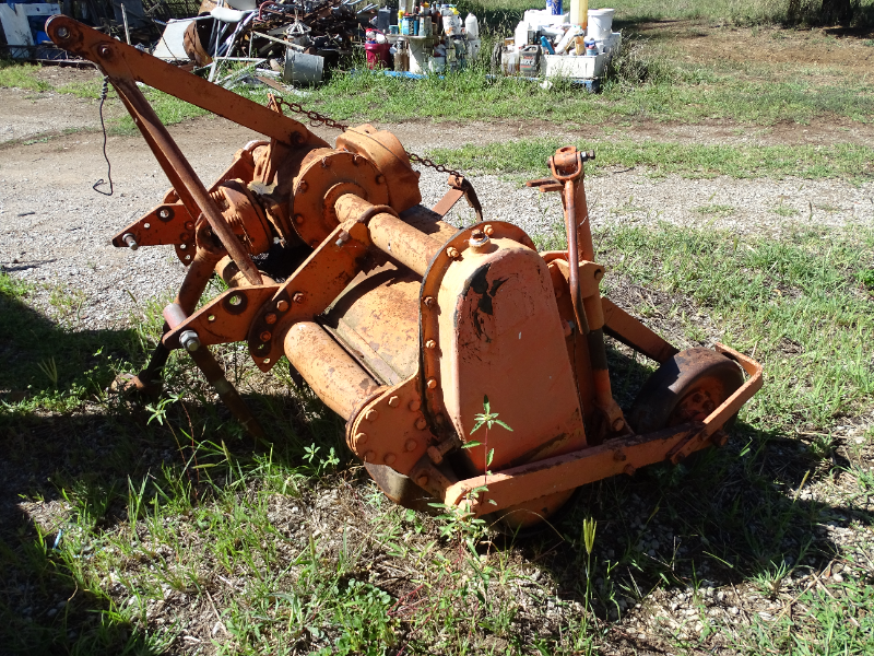 Lot 26 - Howard 5 foot PTO Rotary Hoe | AuctionsPlus