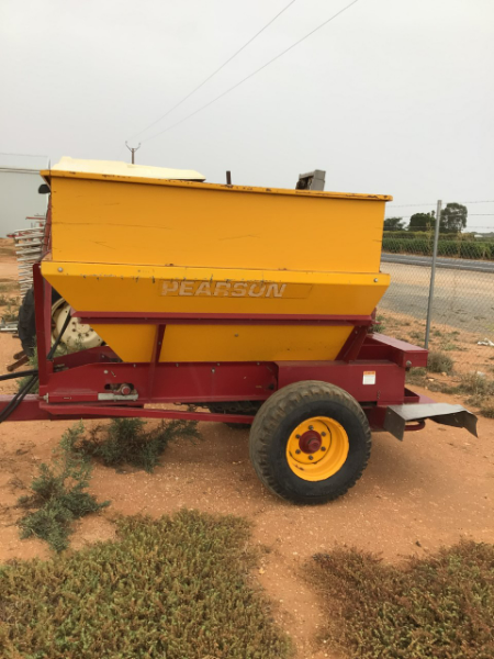 Lot 63 - Pearson belt spreader | AuctionsPlus