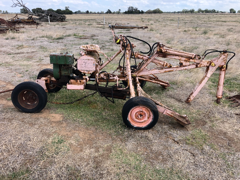 Lot 481 - Cranvel Backhoe Little Digger | AuctionsPlus
