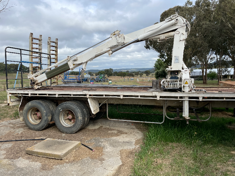 LOT 9 - HIAB TRAILER | AuctionsPlus