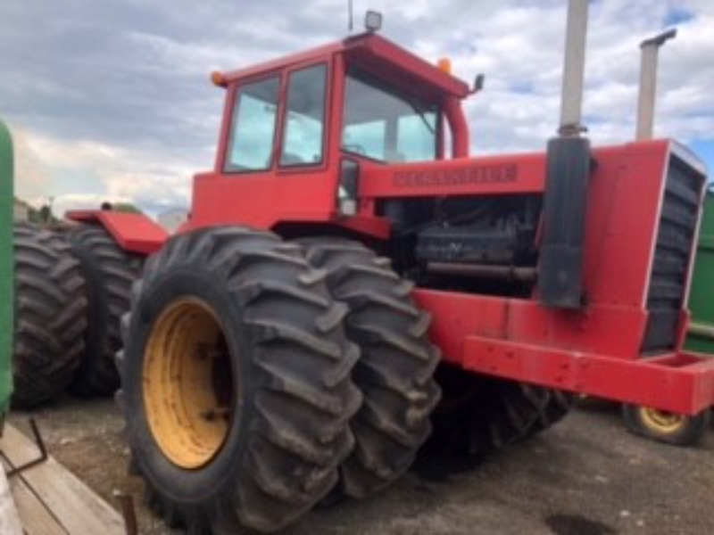 Lot 25 - Versatile 900 tractor Cummins 903 engine 8985 hrs | AuctionsPlus