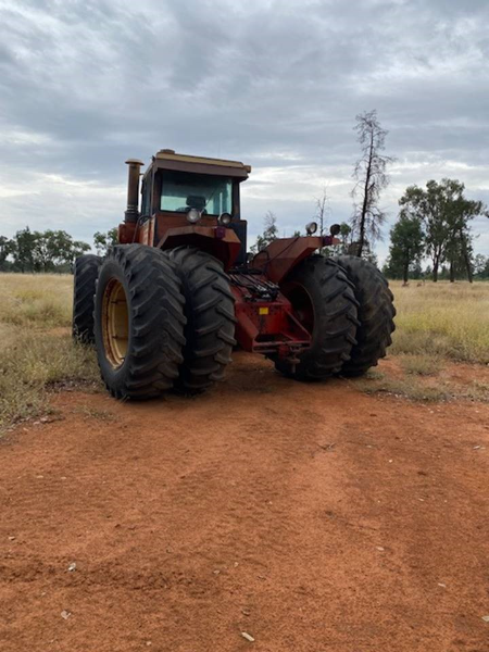Lot 53 - Versatile Tractor | AuctionsPlus