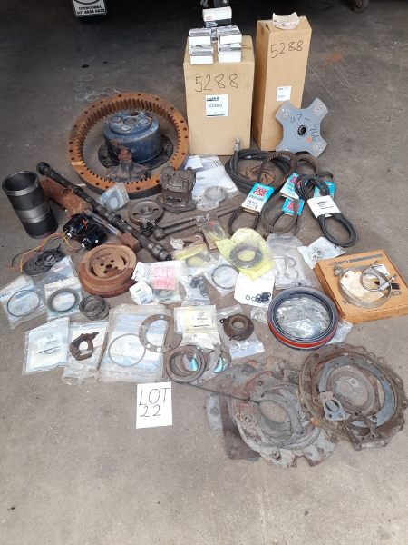Lot 22 - CASE IH STEIGER TRACTOR PARTS | AuctionsPlus