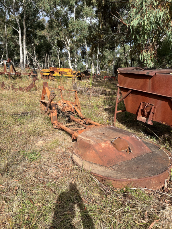 Lot 132 - Howard Slasher | AuctionsPlus