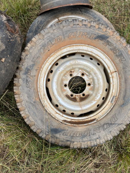 Lot 101 - 15 inch split rims x 5 | AuctionsPlus