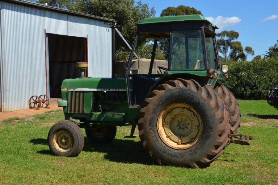 Lot 4 - JOHN DEERE 3130 TRACTOR 3PL, PTO | AuctionsPlus