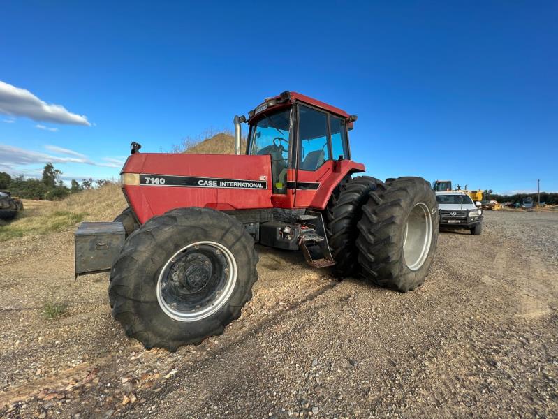 Lot 14 - Case 7140 Tractor | AuctionsPlus