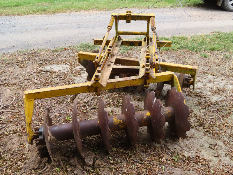 Lot 26 - Connor Shea Disc Plough | AuctionsPlus