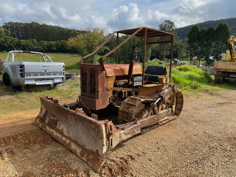 Lot 7 - Fiat 451C dozer (No GST) | AuctionsPlus