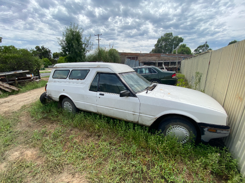 Lot 32 - Ford Panel Van | AuctionsPlus
