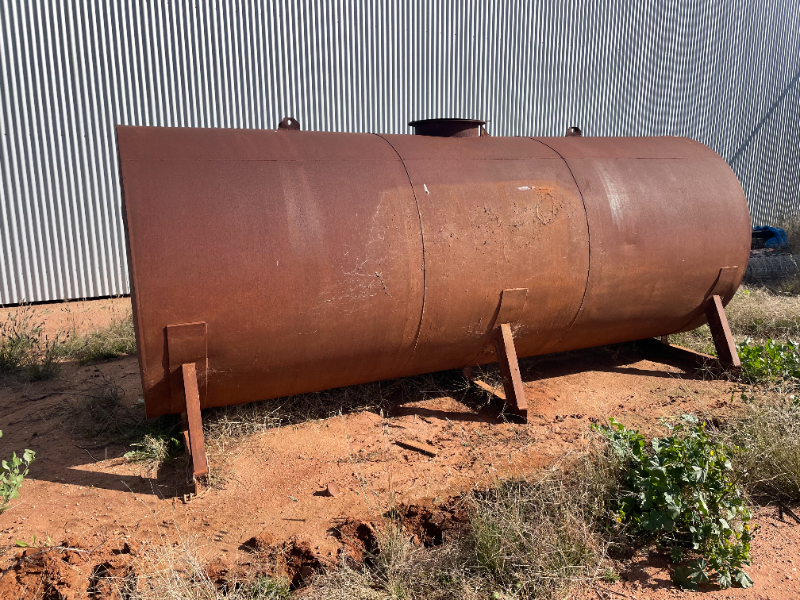 Lot 71 - 8000L Water Tank | AuctionsPlus