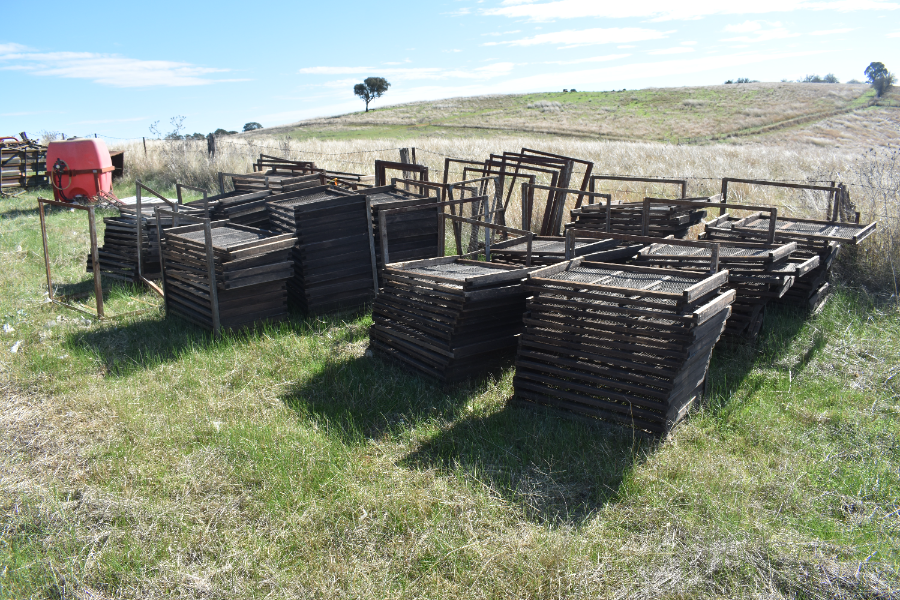 Lot 85 - Prune dehydrating frames and rollers | AuctionsPlus