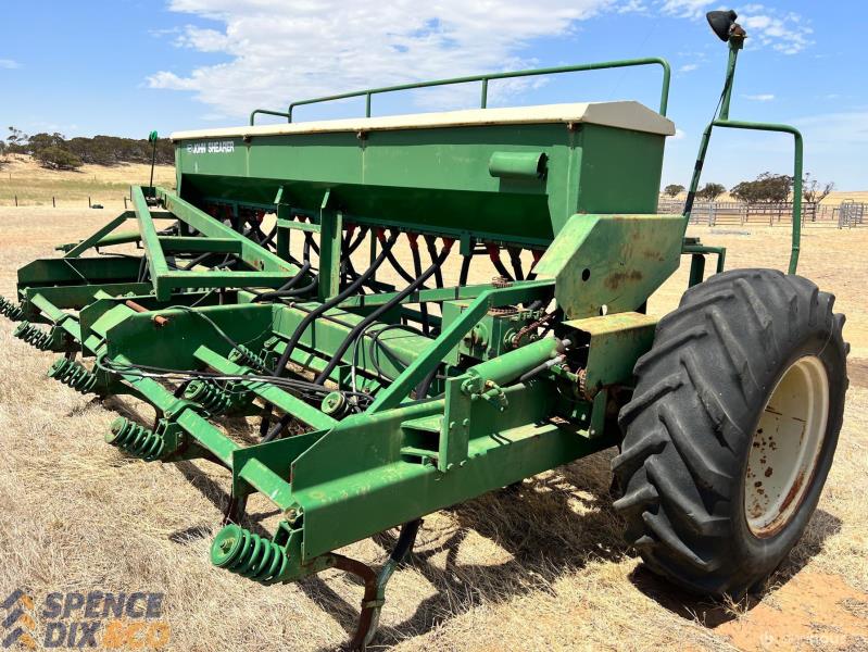 Lot 55 - John Shearer 27 Row Combine | AuctionsPlus