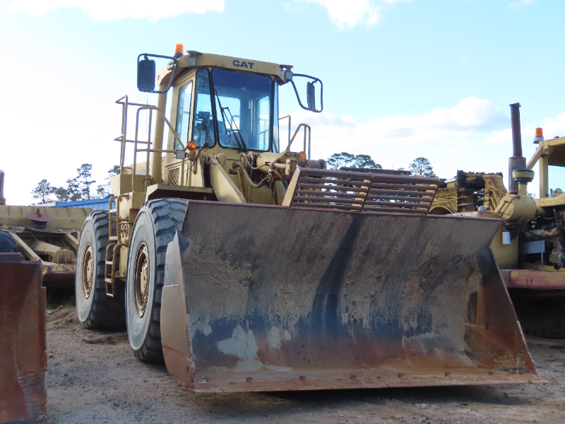 Lot 4 - Caterpillar 966D Front end loader | AuctionsPlus