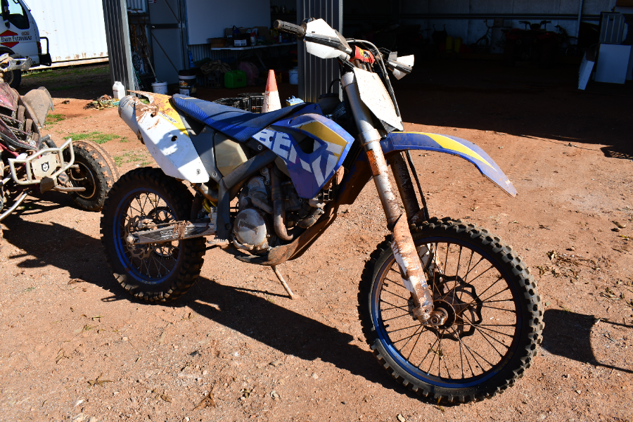 Lot 76 - Husaberg 570 FE dirt bike | AuctionsPlus