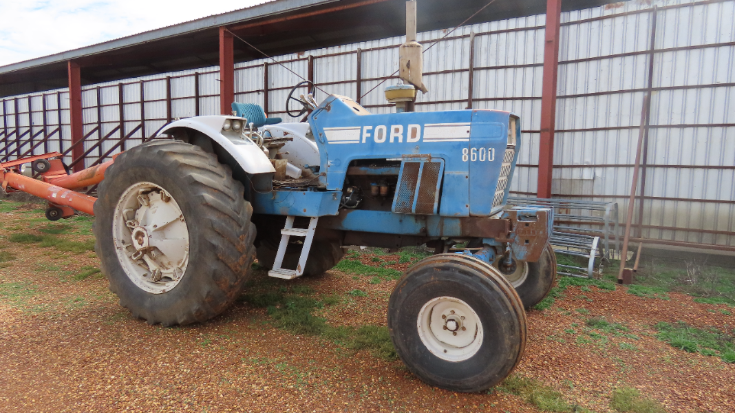 Lot 5 - Ford 8600 tractor, | AuctionsPlus