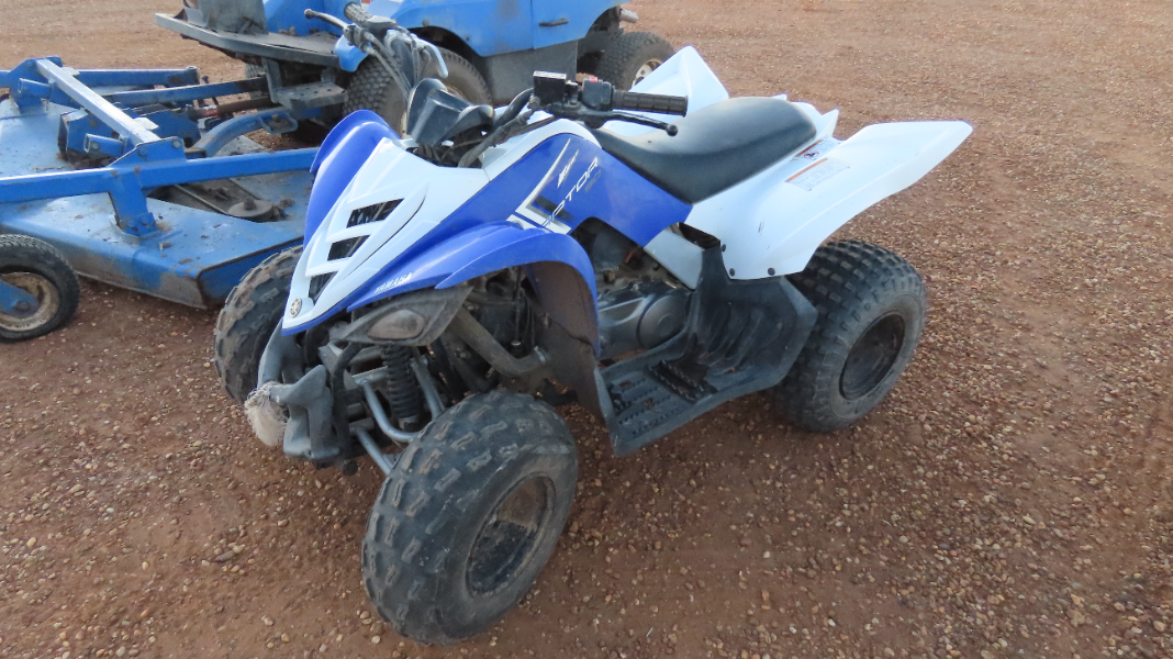 Lot 32 - Yamaha raptor 90 quad bike | AuctionsPlus