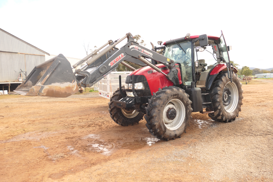 Lot 34 - Case 115 Maxxum tractor. | AuctionsPlus