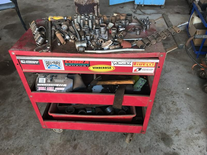 Lot 2 - Tool Chest and Tools | AuctionsPlus