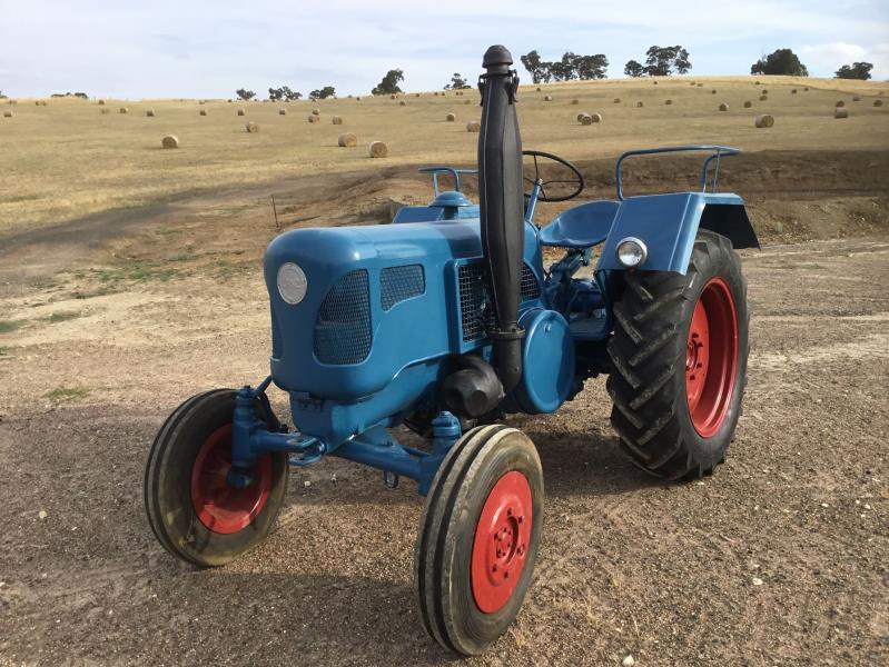 Lot 11 - Lanz Bulldog H | AuctionsPlus
