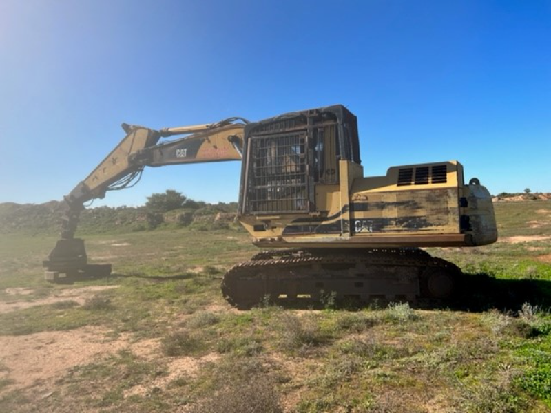 Lot 264 - 1998 325B Caterpillar Excavator | AuctionsPlus