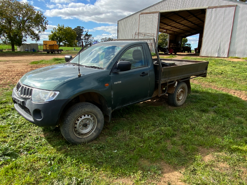 Lot 87 - Triton Single Cab Ute | AuctionsPlus