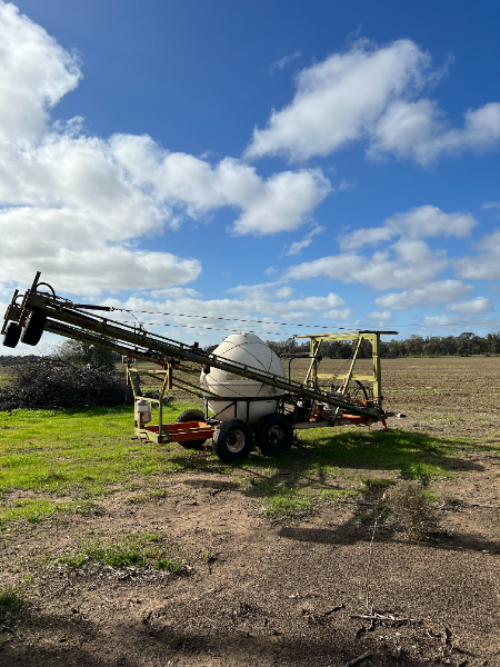 Lot 43 - 60' 2000L JetStream BoomSpray | AuctionsPlus