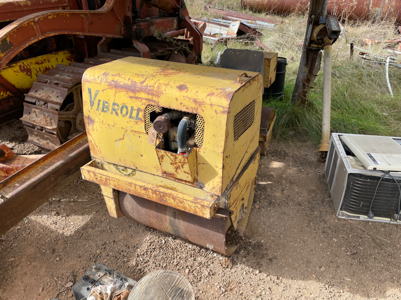 Lot 79 - VIBROLL ROLLER | AuctionsPlus
