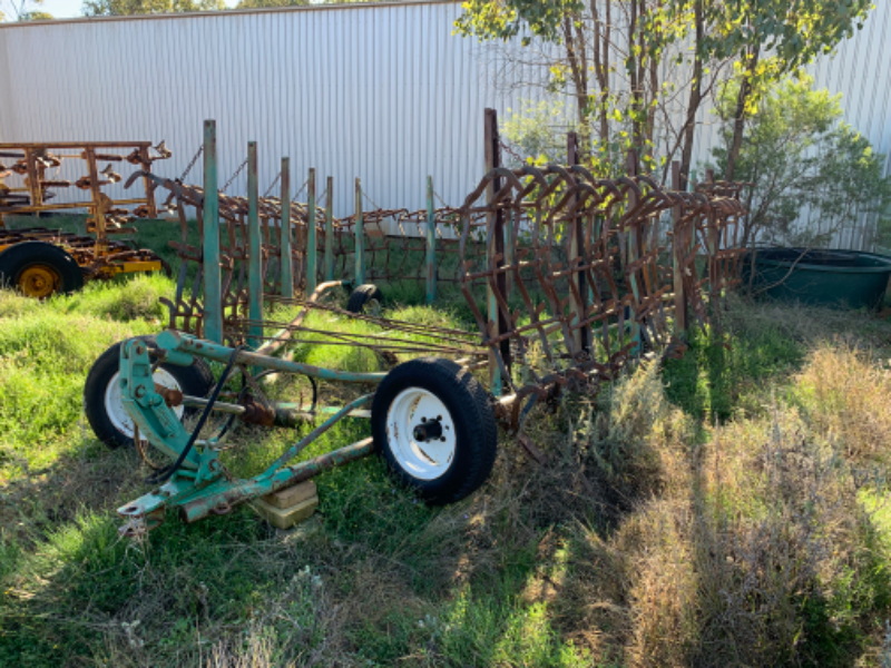 Lot 19 - Jetstream 45 foot Harrows | AuctionsPlus