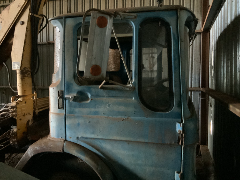 Lot 86 - Leyland Cab Over Prime Mover | AuctionsPlus