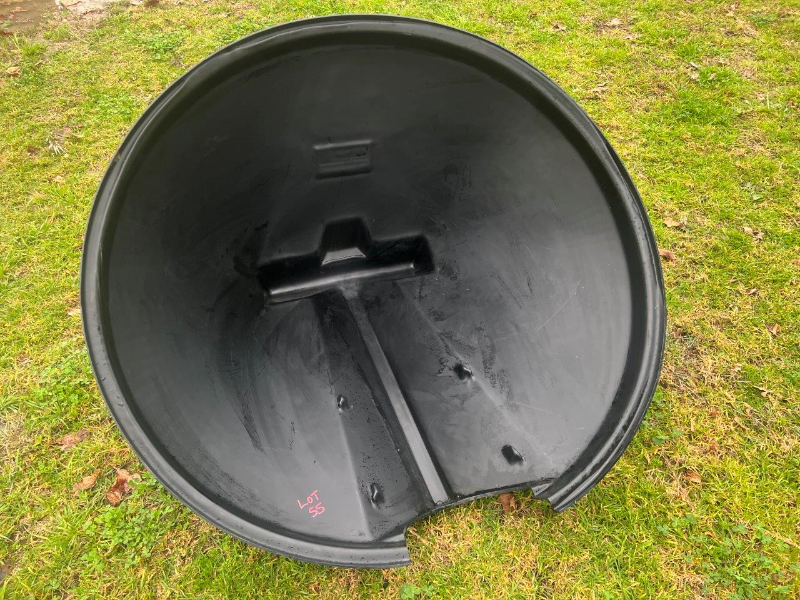 Lot 55 - ROUND AUGER HOPPER | AuctionsPlus