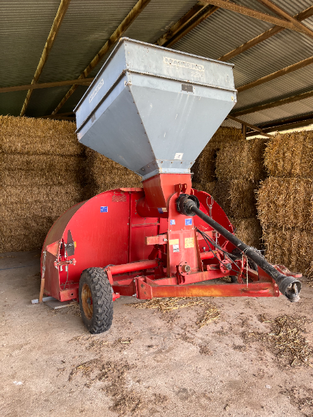 Lot 16 - Mainero 2230 Series 3 Grain Bagger | AuctionsPlus